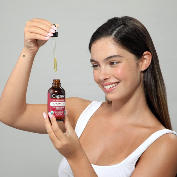 Buy Cliganic Certified Organic Jojoba Oil for Hair Face Nails 120 ml in Dubai UAE WEE 00103871